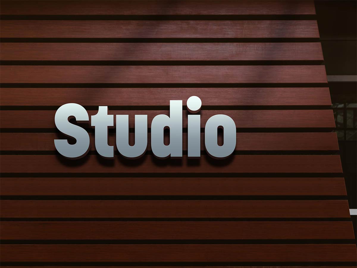 Studio 3D Logo Mockup | Free PSD Templates